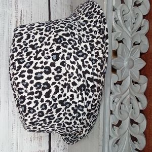 Nicole Marciano | Accessories | Nicole Marciano Blue Cheetah Print ...